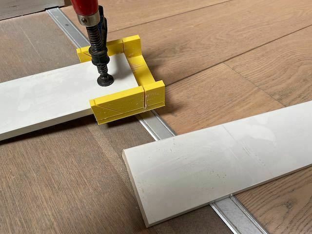 Free 3D file Saw guide for angles 🪚・3D print design to download・Cults