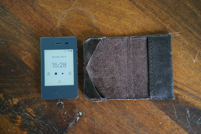 Free 3D file The Light Phone II Leather Case Template 📞・3D printable ...