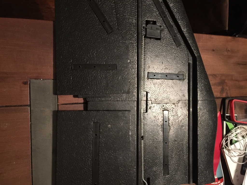 Free STL file Wing access panel holder・3D printing model to download・Cults