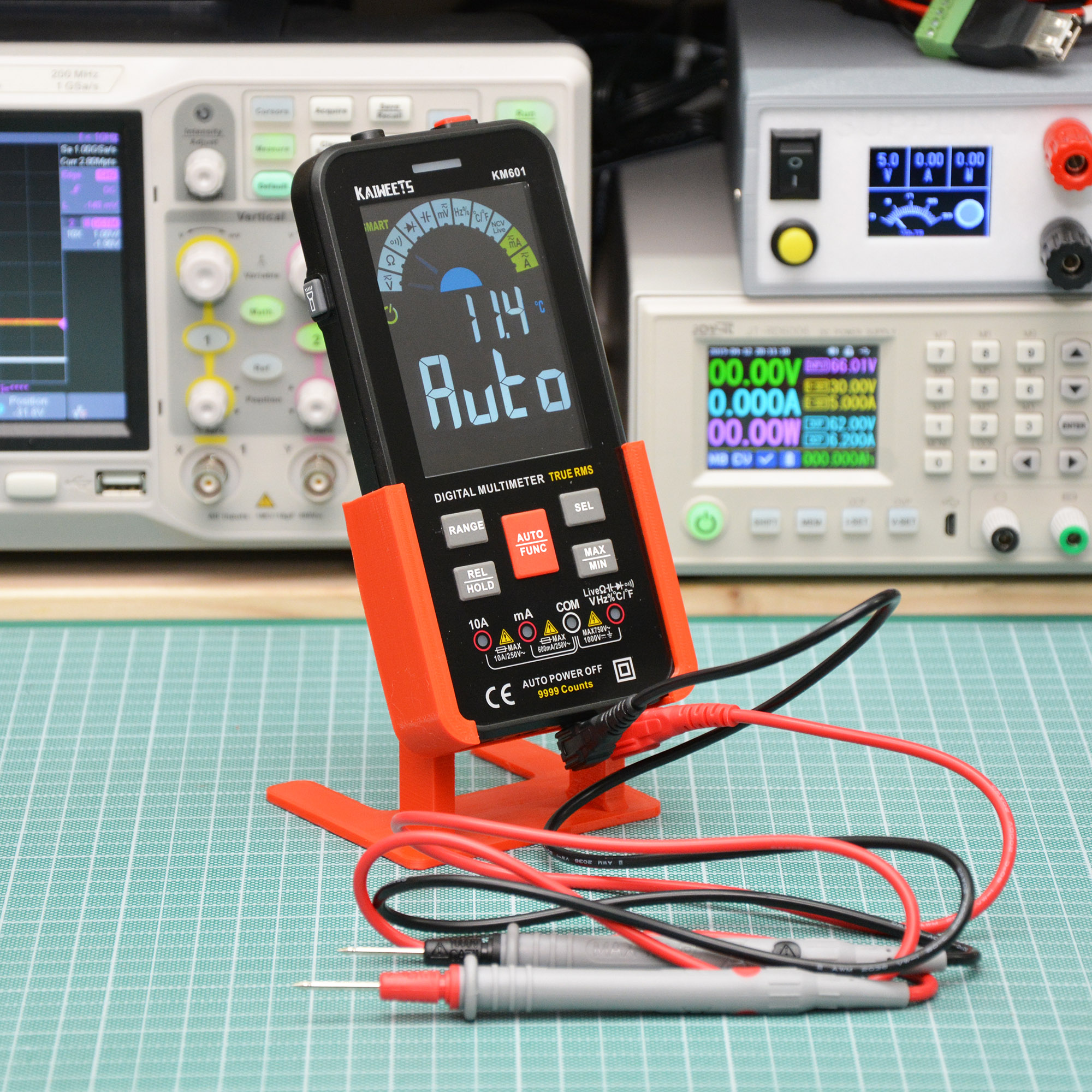 STL file Digital Multimeter Kaiweets KM601 and ST600Y desk stand ...