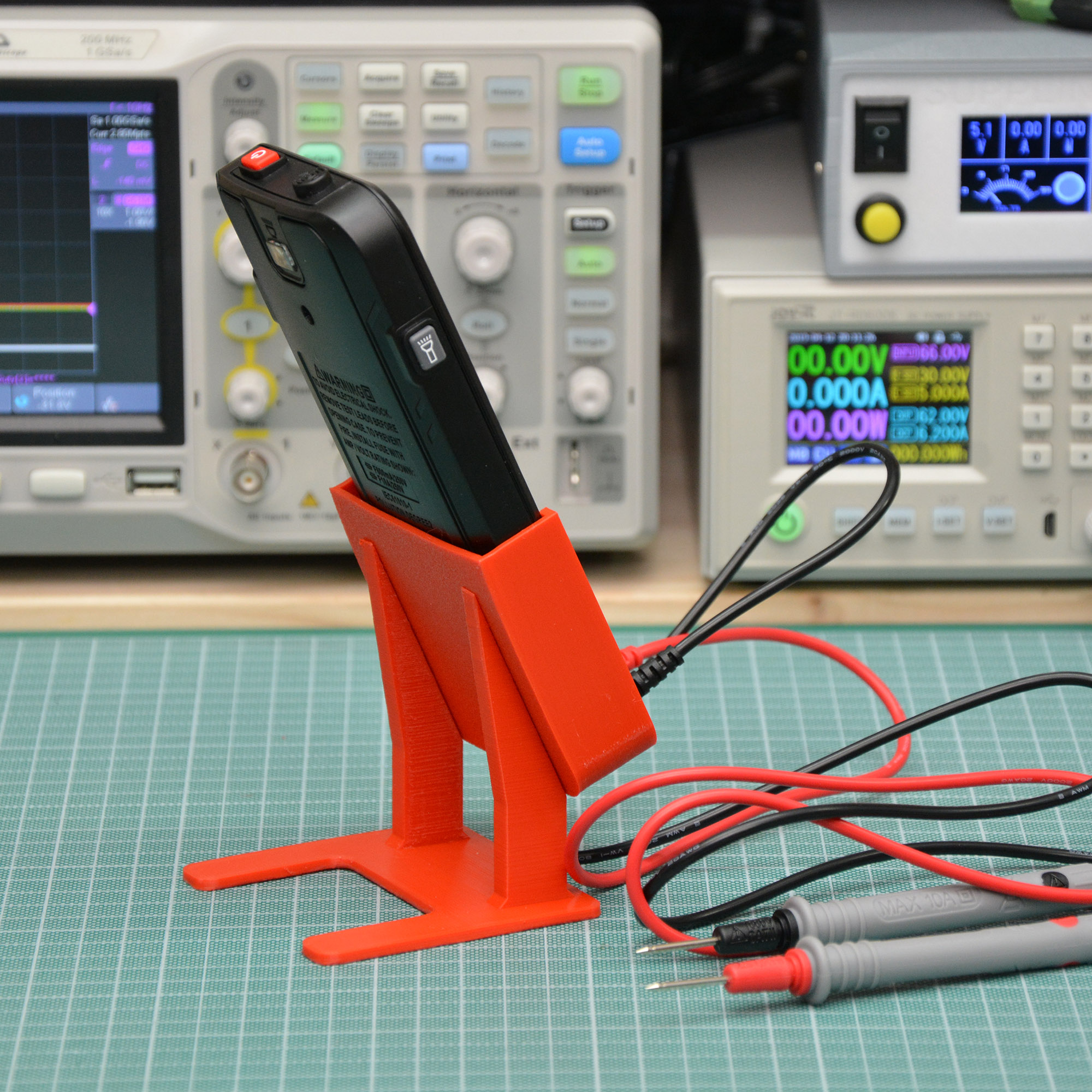 STL file Digital Multimeter Kaiweets KM601 and ST600Y desk stand ...