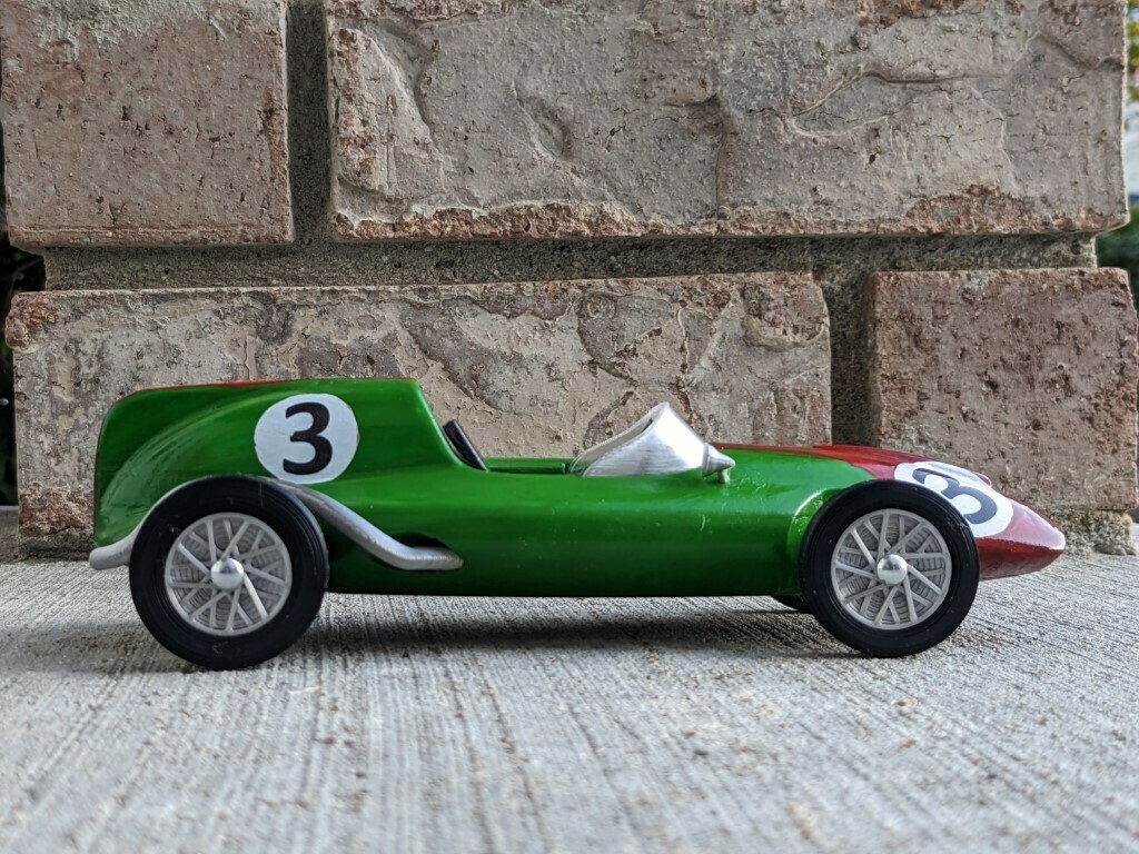 Free 3D file 1960 Cooper T51 F1 (Pinewood Derby Car Shell) 🚗・Model to ...