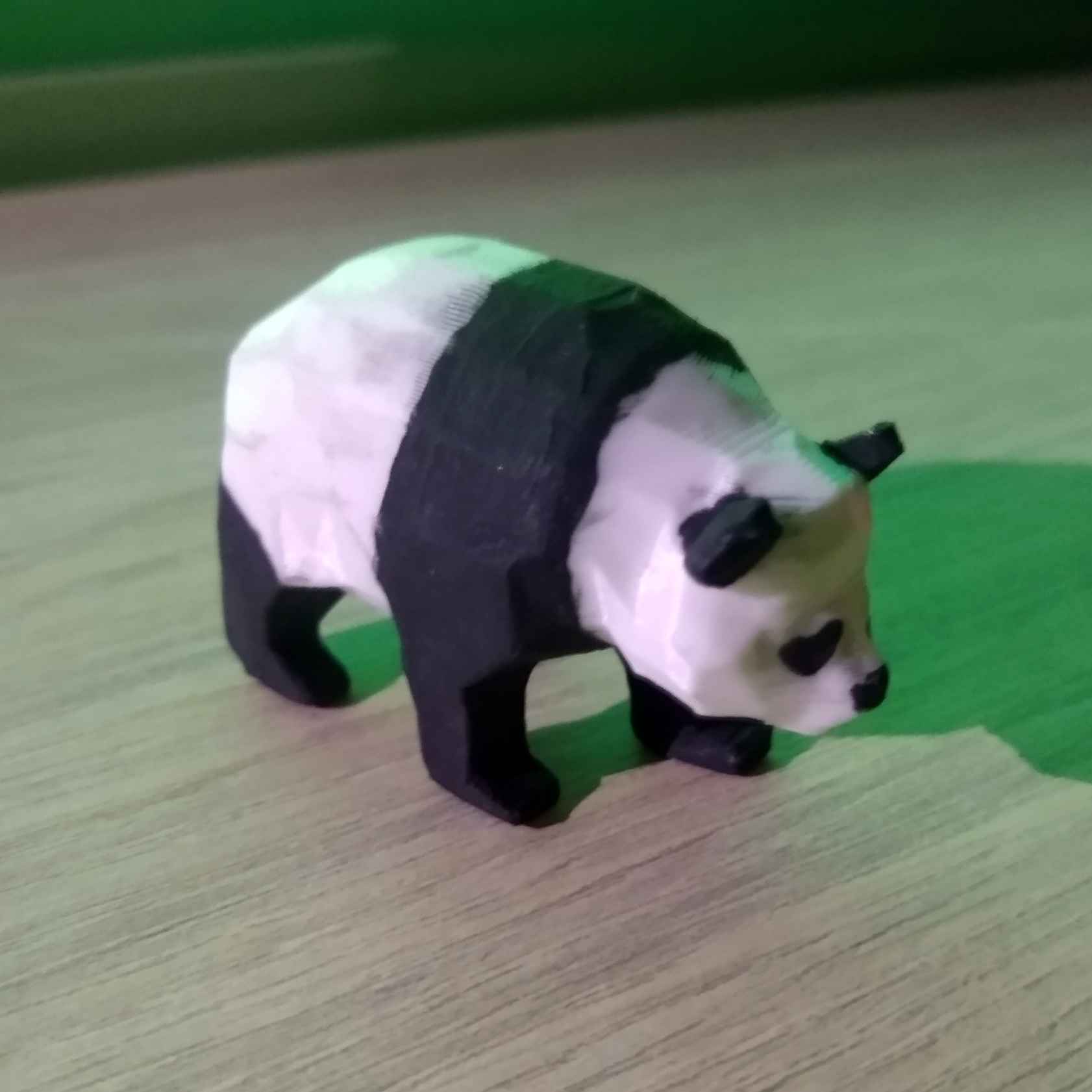 STL file LOW POLY PANDA・Template to download and 3D print・Cults
