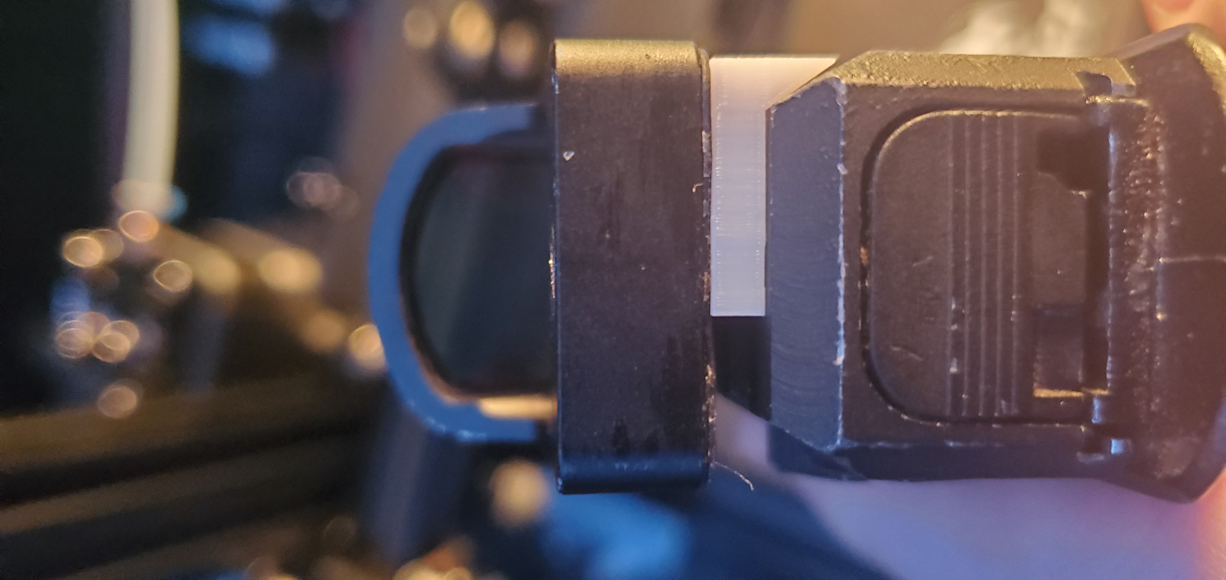 STL file Low Profile Novritsch Ssp18 V1 Red Dot Plate・Design to ...