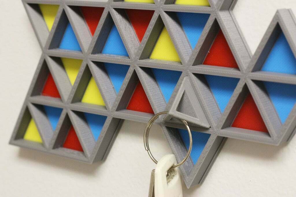 Free STL file Multi-Color Key Rack (AKA Tetra-key-dron, Mosaic key ...