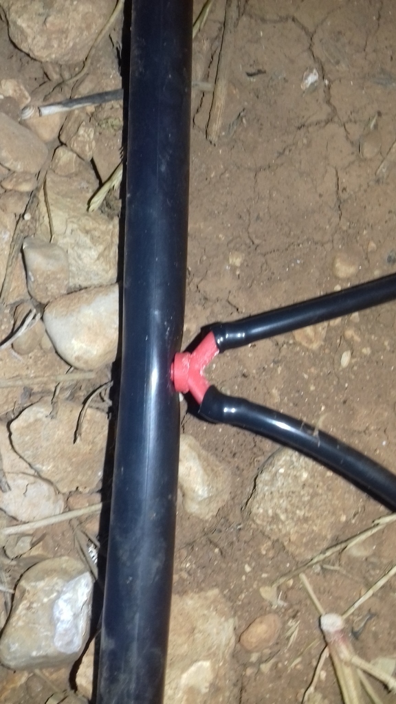 Archivo 3D gratis Conexión microtubos de 4 mm para riego / Micro tube ...