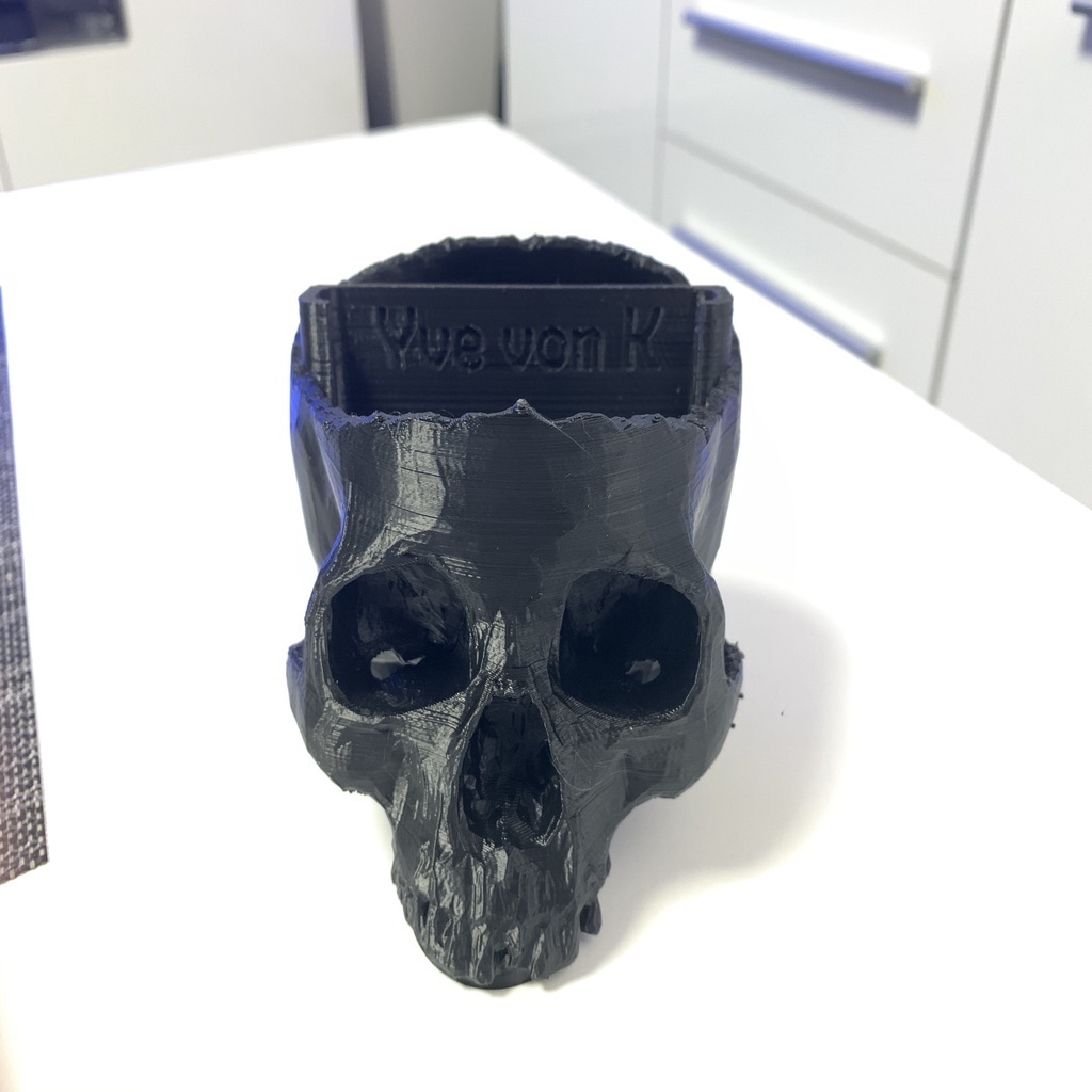 Free 3D file iPhone X XS XR Skull Stand 📱・3D printing idea to download ...
