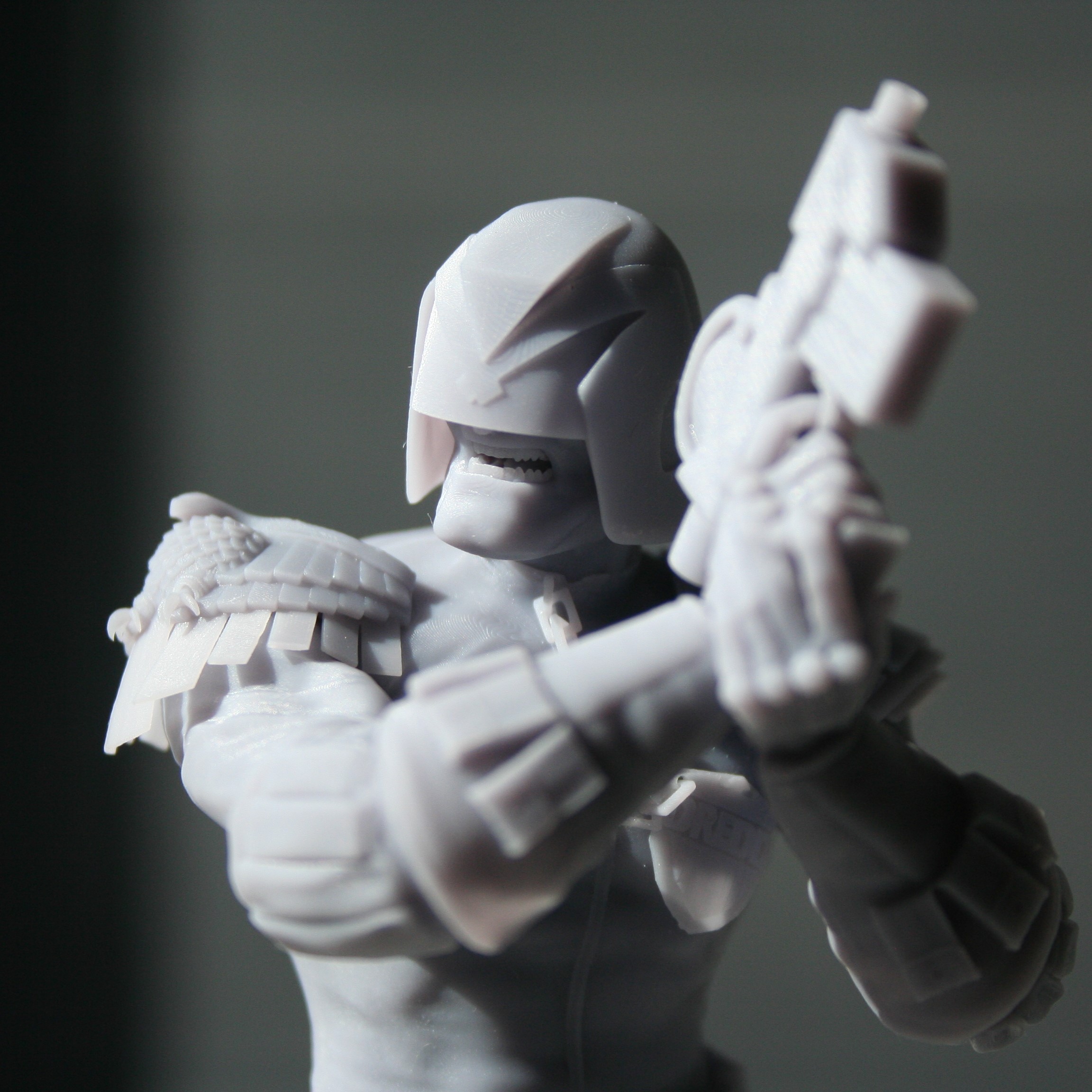 Free STL file Judge Dredd・3D printable object to download・Cults