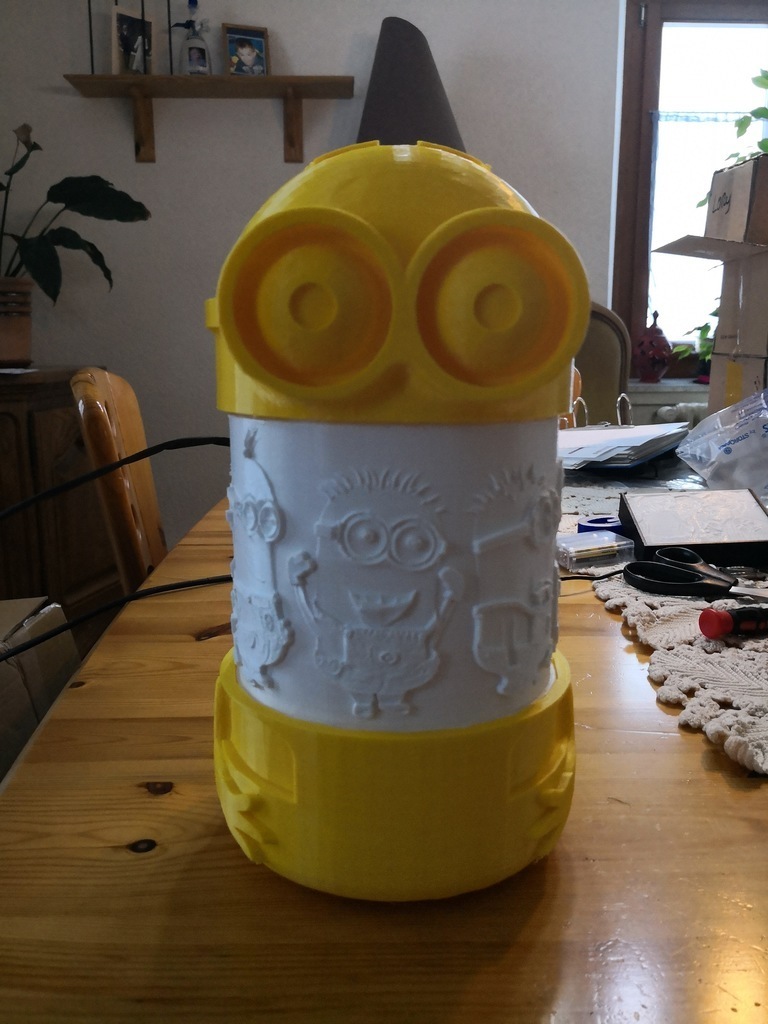 Free 3D file minion lamp with led lighting・3D printer model to download ...