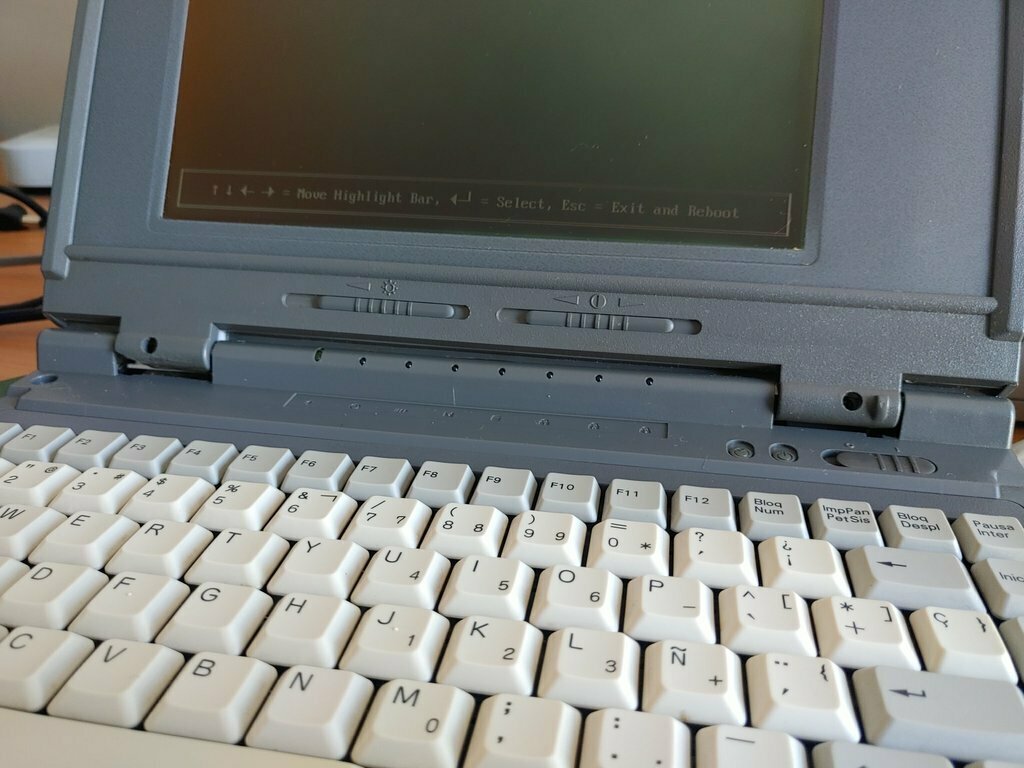 Free 3D file Acer AcerNote 730 Hinge・3D printable model to download・Cults