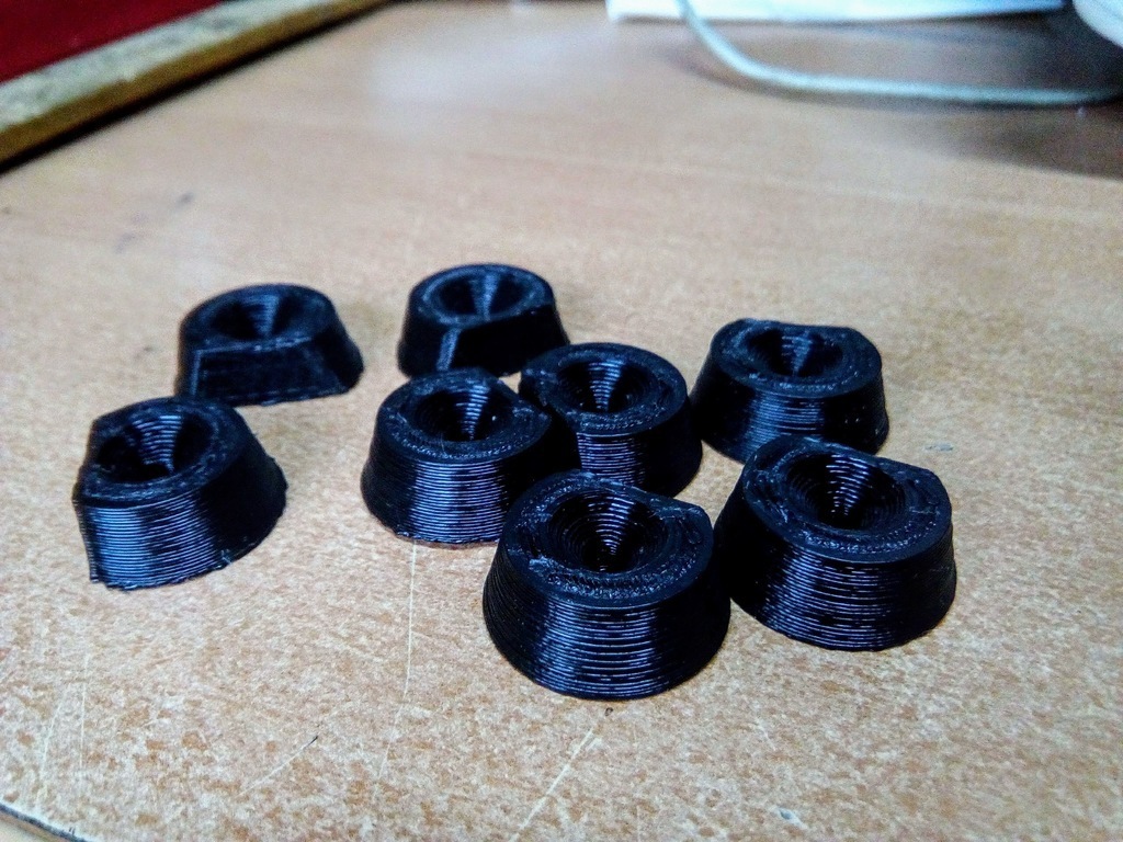 Free 3D file shelf holder 🧹・3D print model to download・Cults