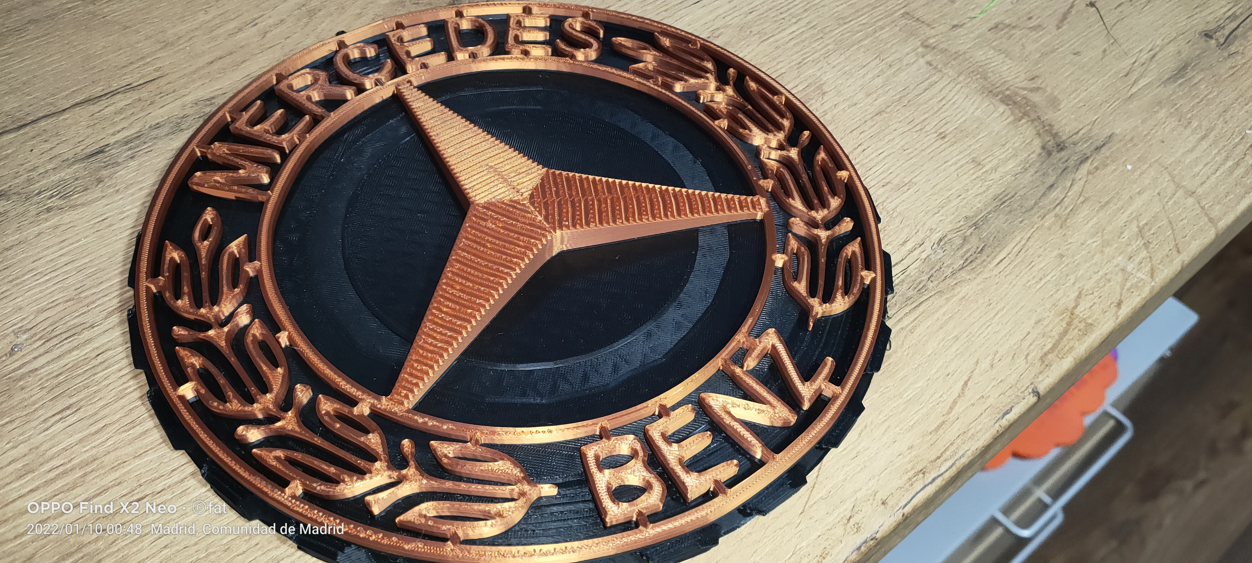 Archivo STL Cartel logotipo Mercedes Benz・Plan para descargar y ...