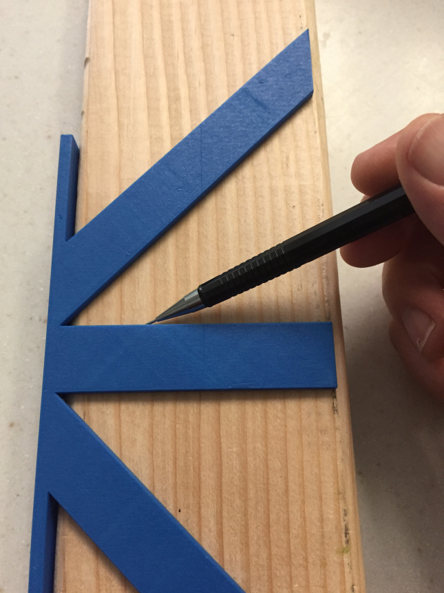 Free 3D file Center Line Finder Jig 🪚・3D printable design to download・Cults