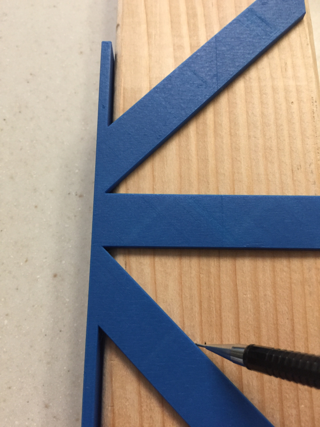 Free 3D file Center Line Finder Jig 🪚・3D printable design to download・Cults