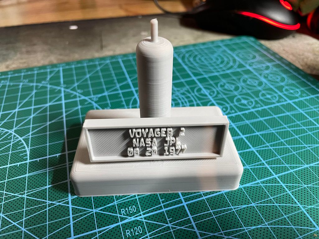 Free 3D file Stand for Voyager Model・3D printable design to download・Cults