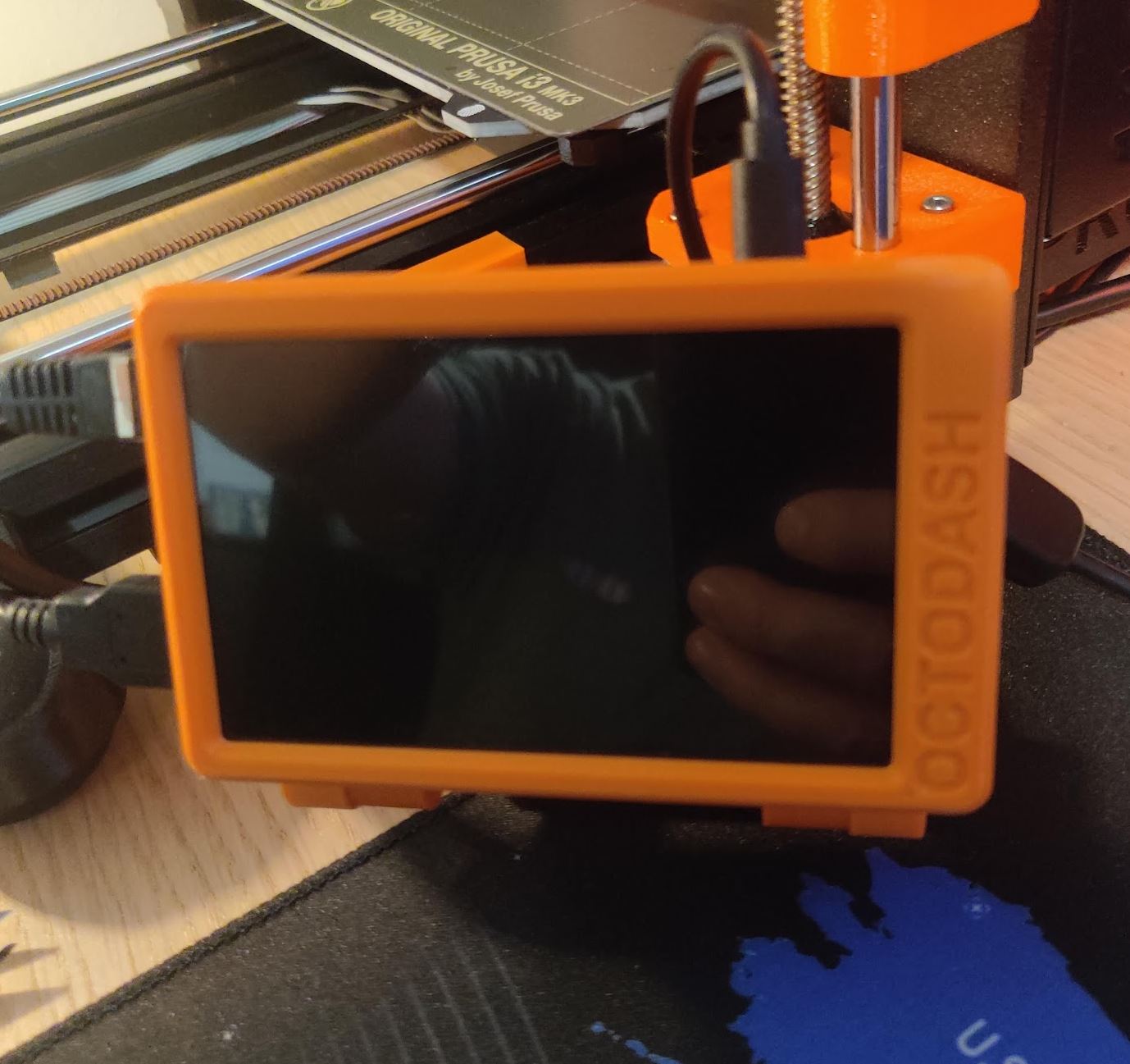 STL file Octodash Prusa Octoprint Display HyperPixel 4.0 Pi 3 Raspberry Pimoroni・Model to ...
