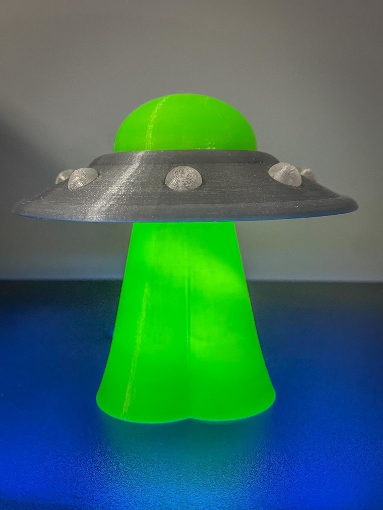 Free STL file UFO・3D printable model to download・Cults