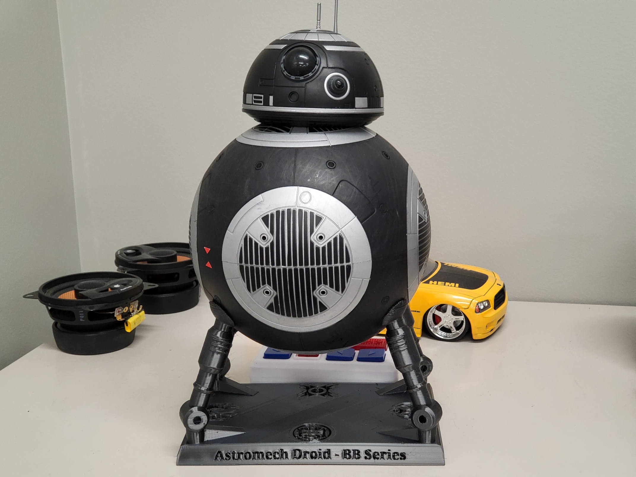 3D printer BB Droid Stand (Disney Droid Depot) • made with Ender 5・Cults