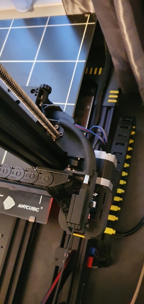 Free 3D file Anycubic Chiron Cable Chain Z-Axis 🔌・3D print object to ...