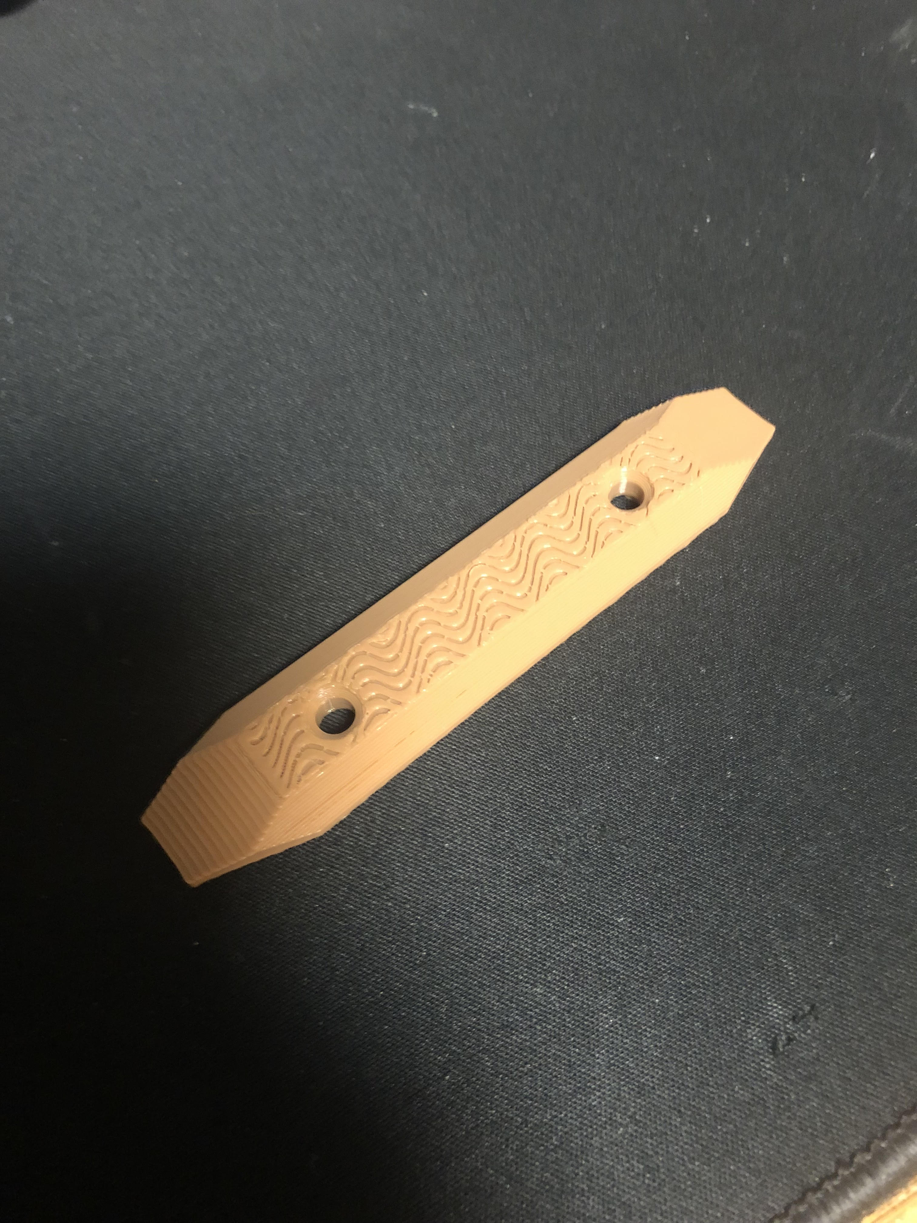 Free STL file Mlok Rail Cover 🔫・3D printable object to download・Cults