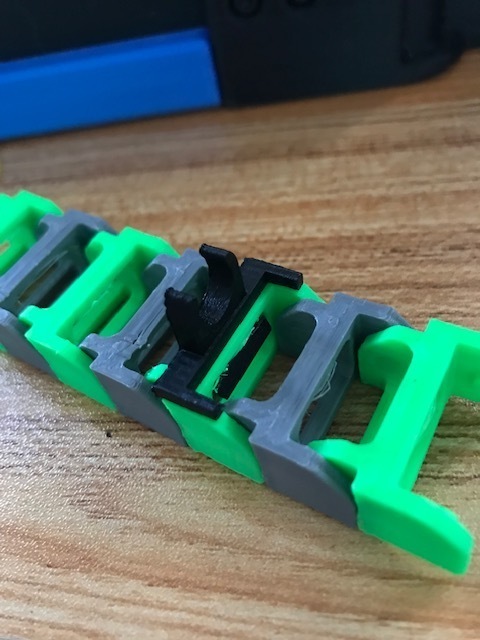 Free 3D file MPCNC Router Cable Clip 🔌・3D printing idea to download・Cults