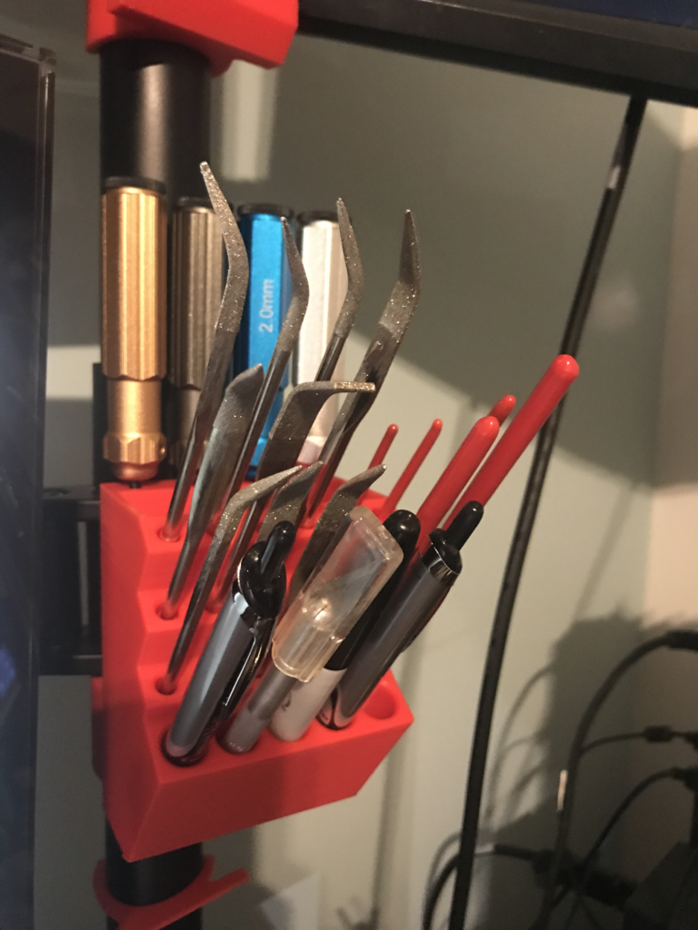 Free 3D file Column Clip - Small Tool Holder 🤏・3D printing template to ...