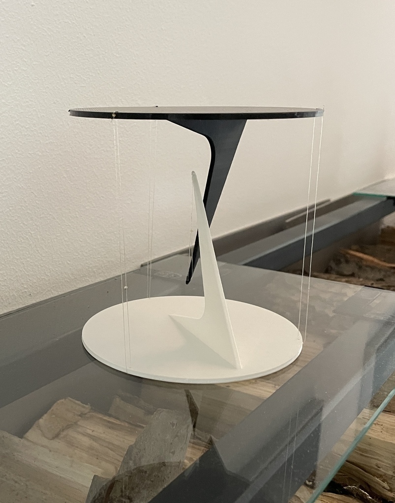 Free 3D file Frei schwebendes Podest・3D print model to download・Cults