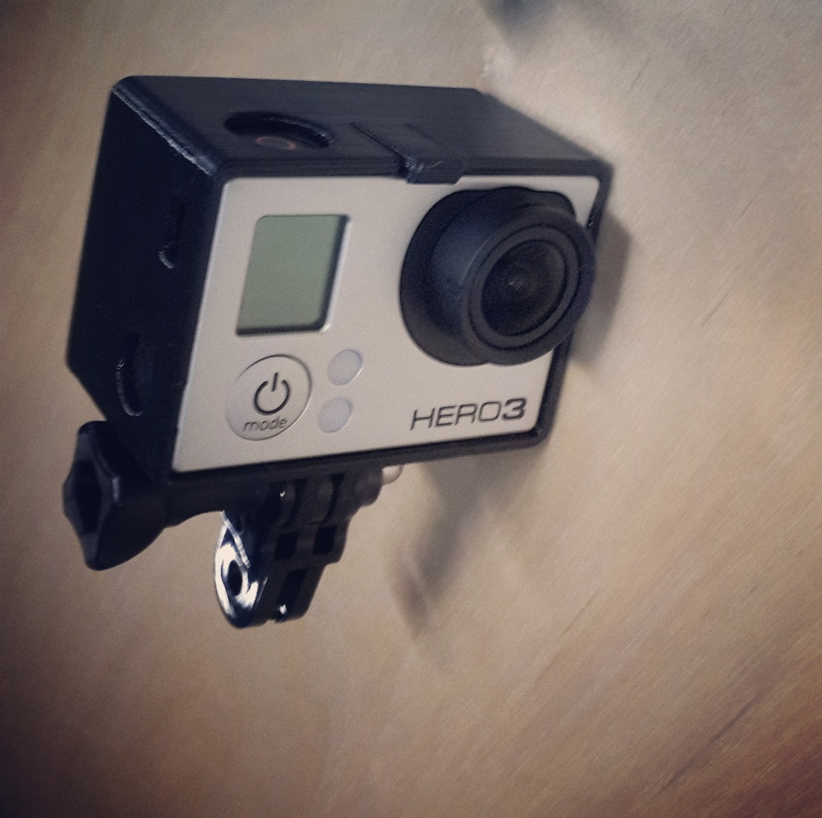 Archivo STL gratis Frame GoPro para Backpac Ahora la pantalla táctil ...