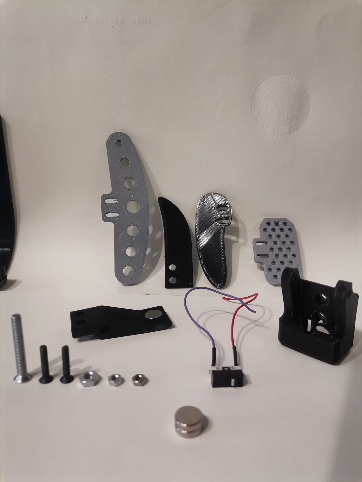 3D file sim racing shifter・3D printing design to download・Cults