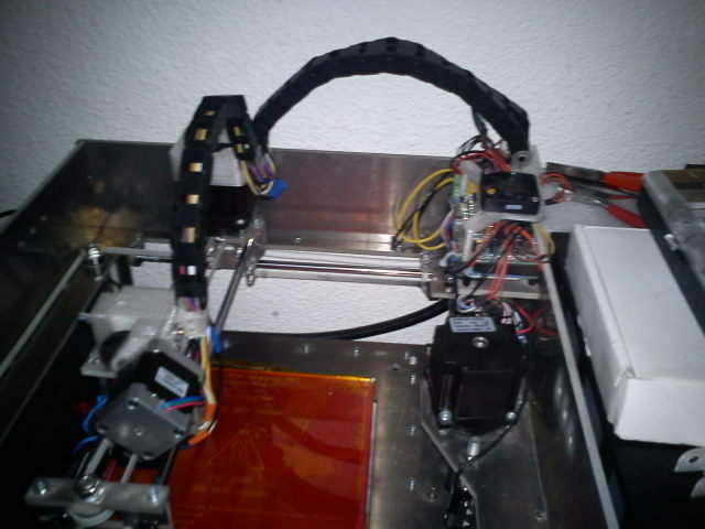 Free 3D file Shapercube - Holders for Igus E2 Micro 6 Series・Design to ...