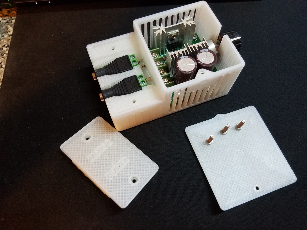 Free 3D file PWM Case with Female Plugs・3D printable model to download ...