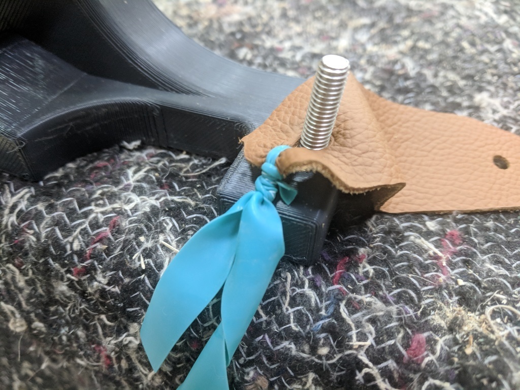 Free 3D file Sligshot/catapult band jig・3D printer design to download・Cults