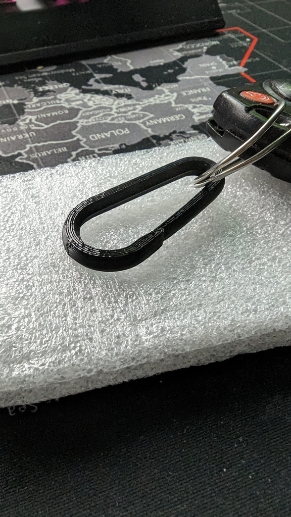 Free 3D file Smallest Carabiner (Remix) 🔑・3D print design to download・Cults