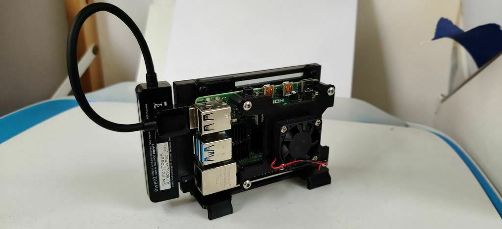 Free 3D file Raspberry Pi 4 stand / case for SSD 🖥️・3D printing model ...
