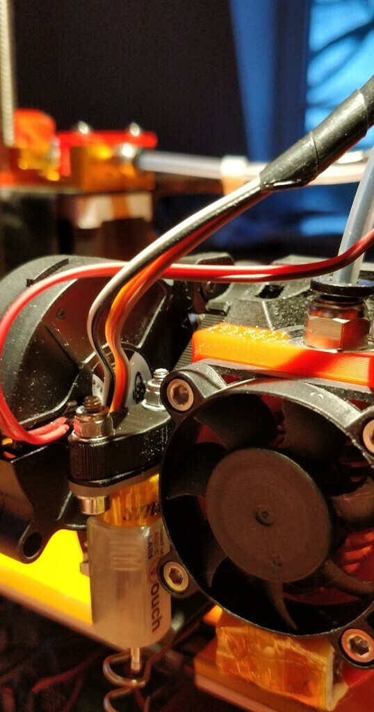 Free 3D file BLTouch Mounting for Heavy Duty Modular 5015 e3D V6 🧞‍♂️ ...