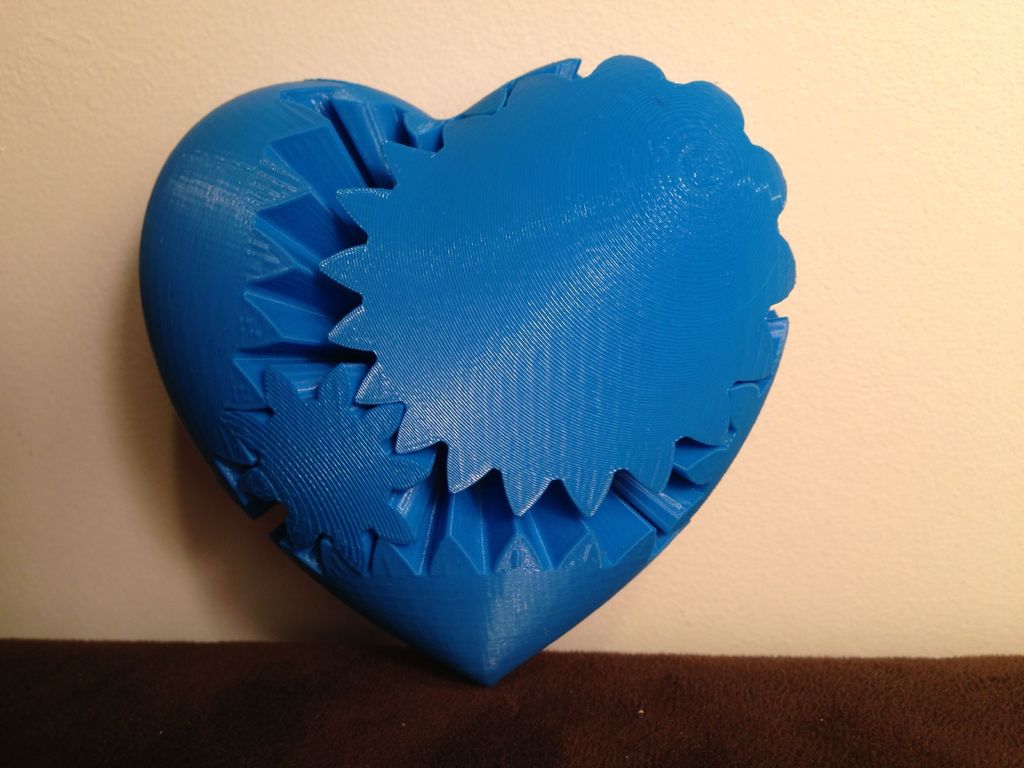 Free 3D file Three Heart Gears 💜・Template to download and 3D print・Cults