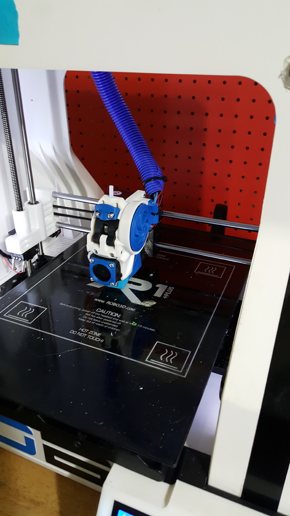 Free 3D file robo 3d vertical rod prusa style・3D printing template to ...