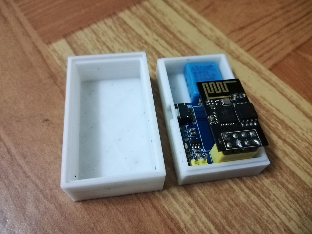 Archivo 3D gratis Esp8266-01 Caja DHT11・Objeto para impresora 3D para descargar・Cults