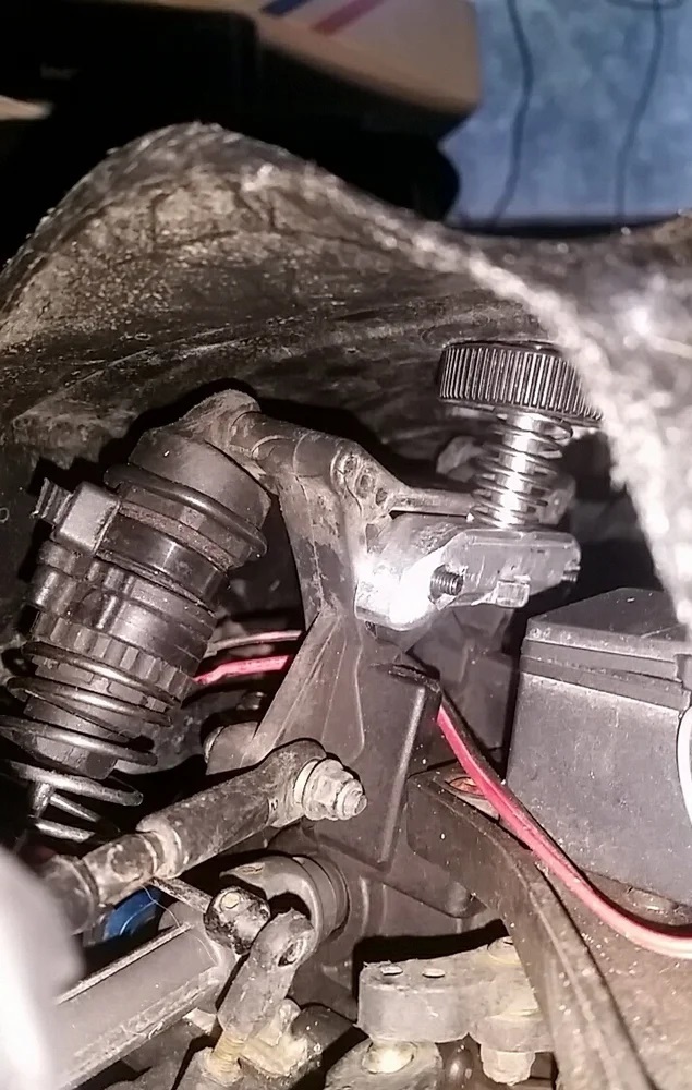 Free 3D file Team Associated Rival MT10 Single Thumb Scew Body Mount ...