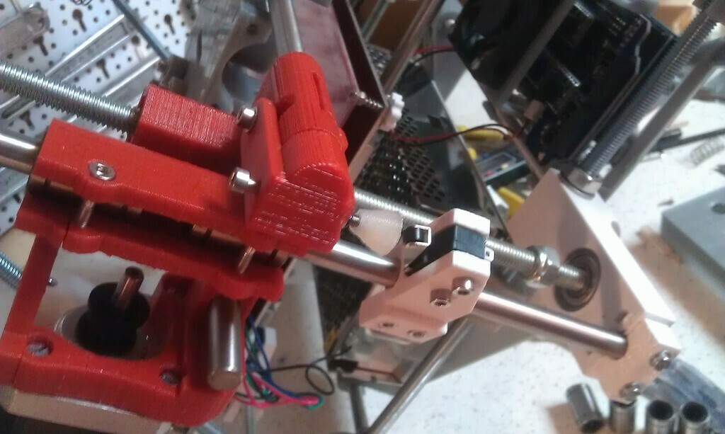 Free 3D file Prusa EVA - Height adjuster for Z axis, two models.・3D ...