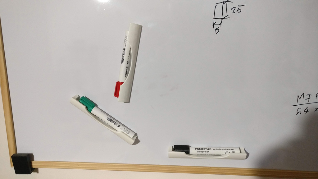 Archivo 3D gratuito Soporte para rotulador magnético de pizarra blanca ...