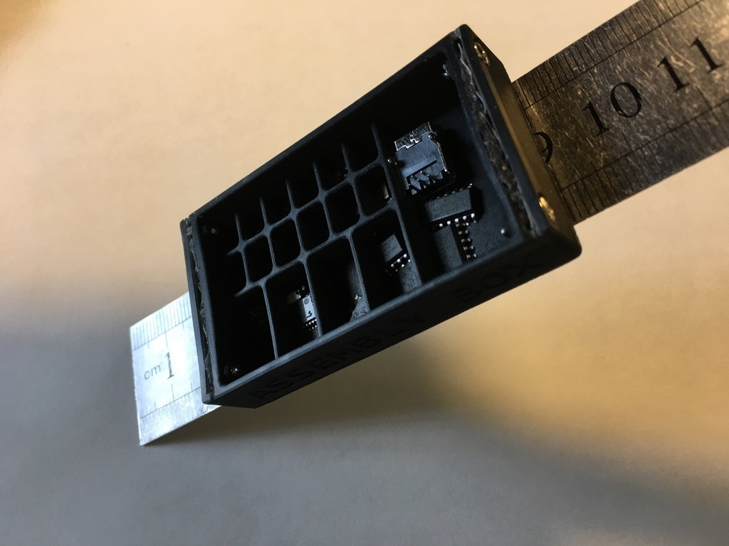 Free 3D file Tiny sticking anti-fall SMD assembly tray・3D printer ...