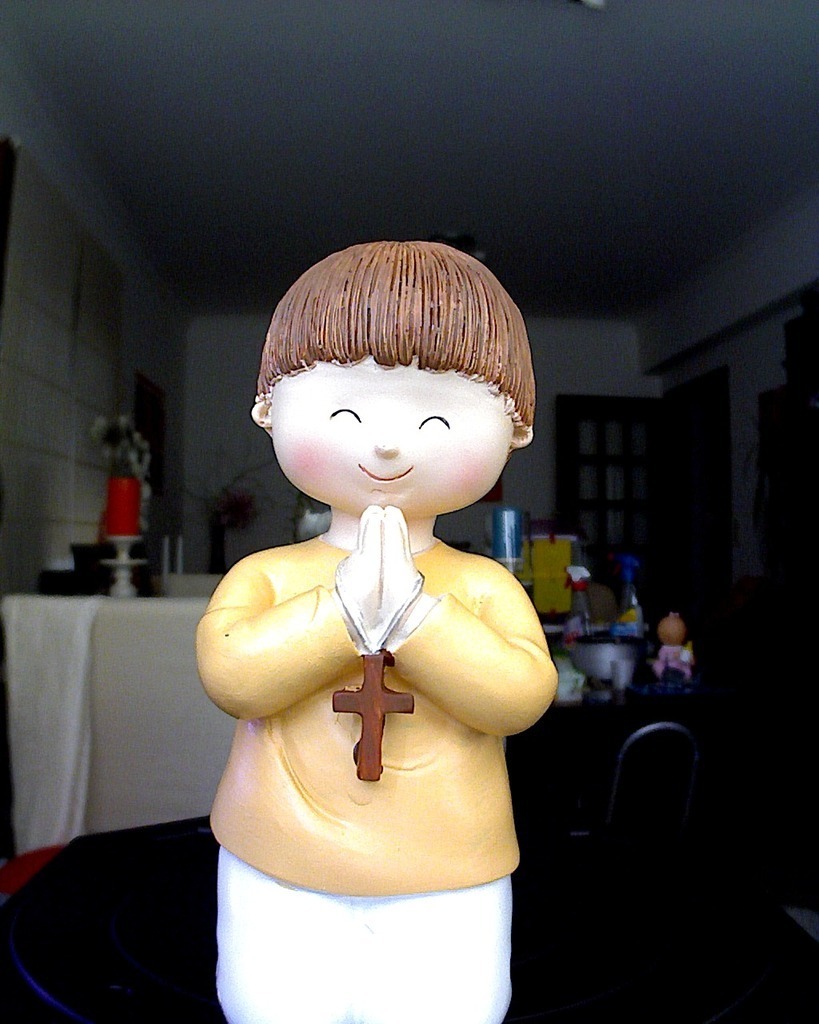 Free 3D file Praying Boy v2・3D print model to download・Cults