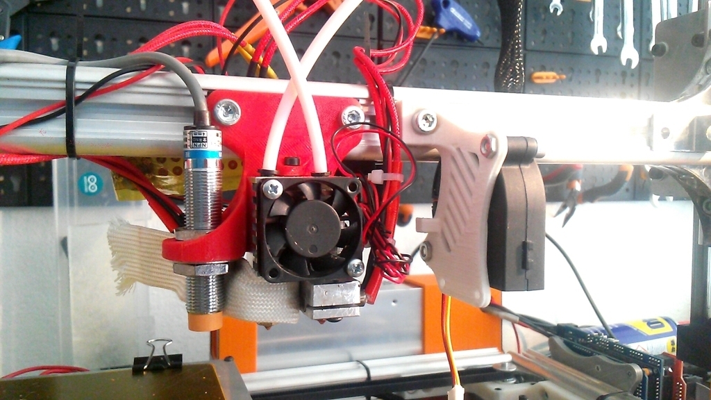 Free 3D file Cyclops/Chymera E3D extruder holder with inductive sensor ...