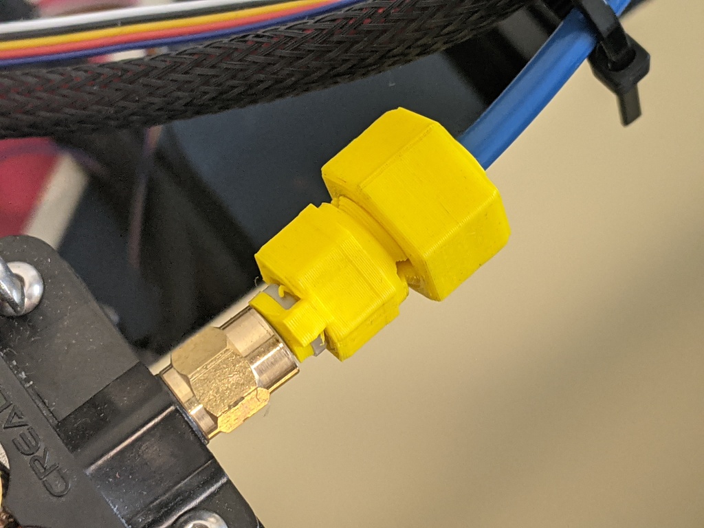 Free 3D file Extruder Bowden Tube fix・Design to download and 3D print・Cults
