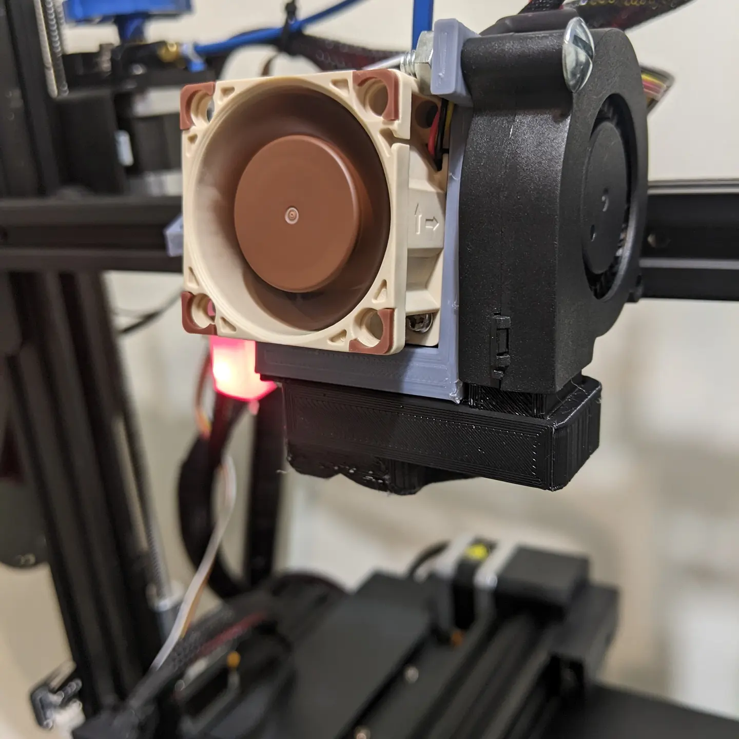 Free 3D file Modular Fan Shroud for Ender 3 Pro and V2・Template to ...