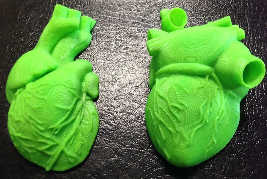 Free 3D file Heart in half・3D printable object to download・Cults