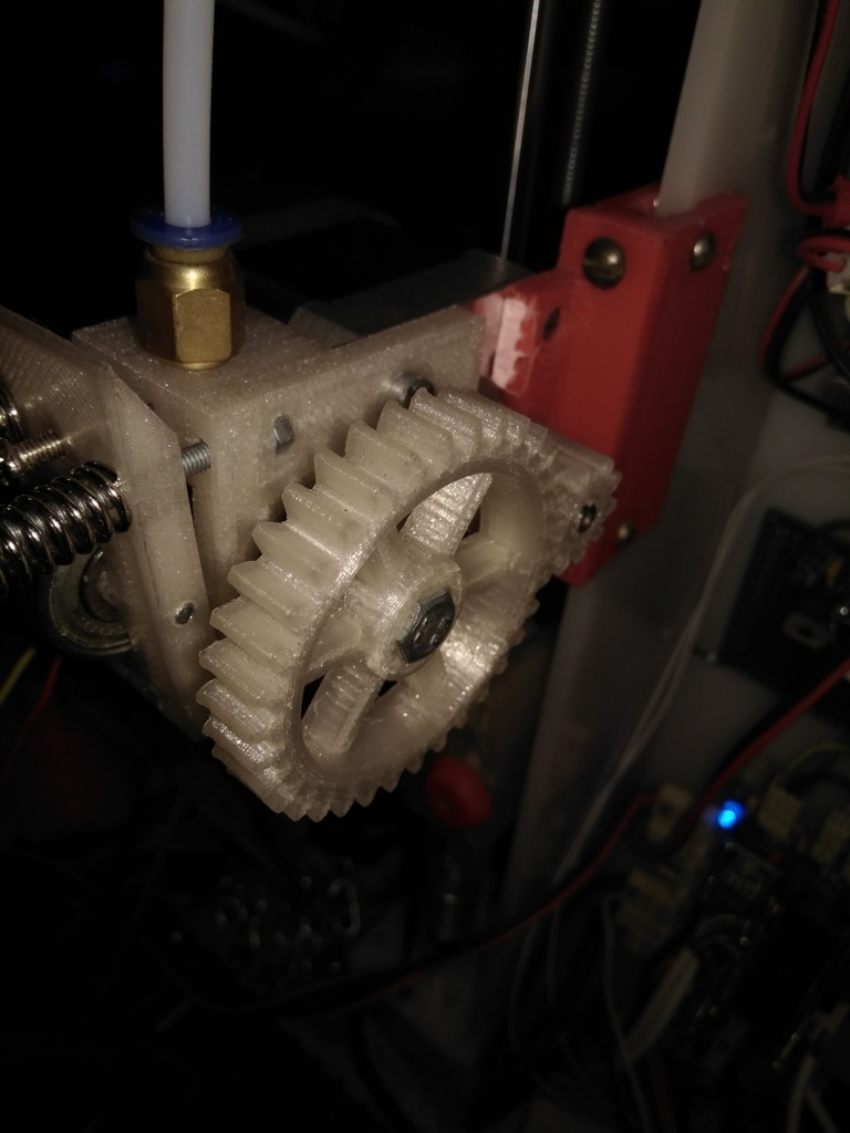 Fichier 3D gratuit Extrudeuse Bowden à engrenages・Plan à télécharger et ...