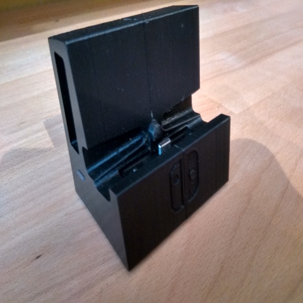 Free STL file Nintendo Switch Mini dock 🎮・3D print object to download・Cults
