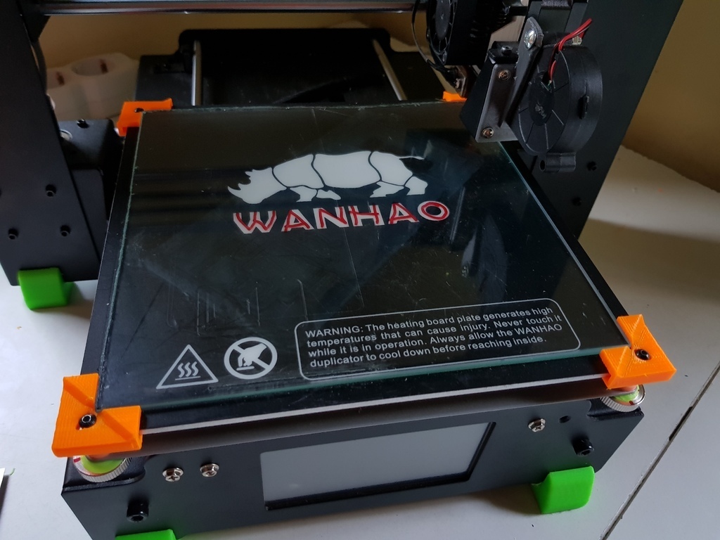 Free 3D file Wanhao i3 plus print bed 200x200mm glass fixture・3D printer design to download・Cults